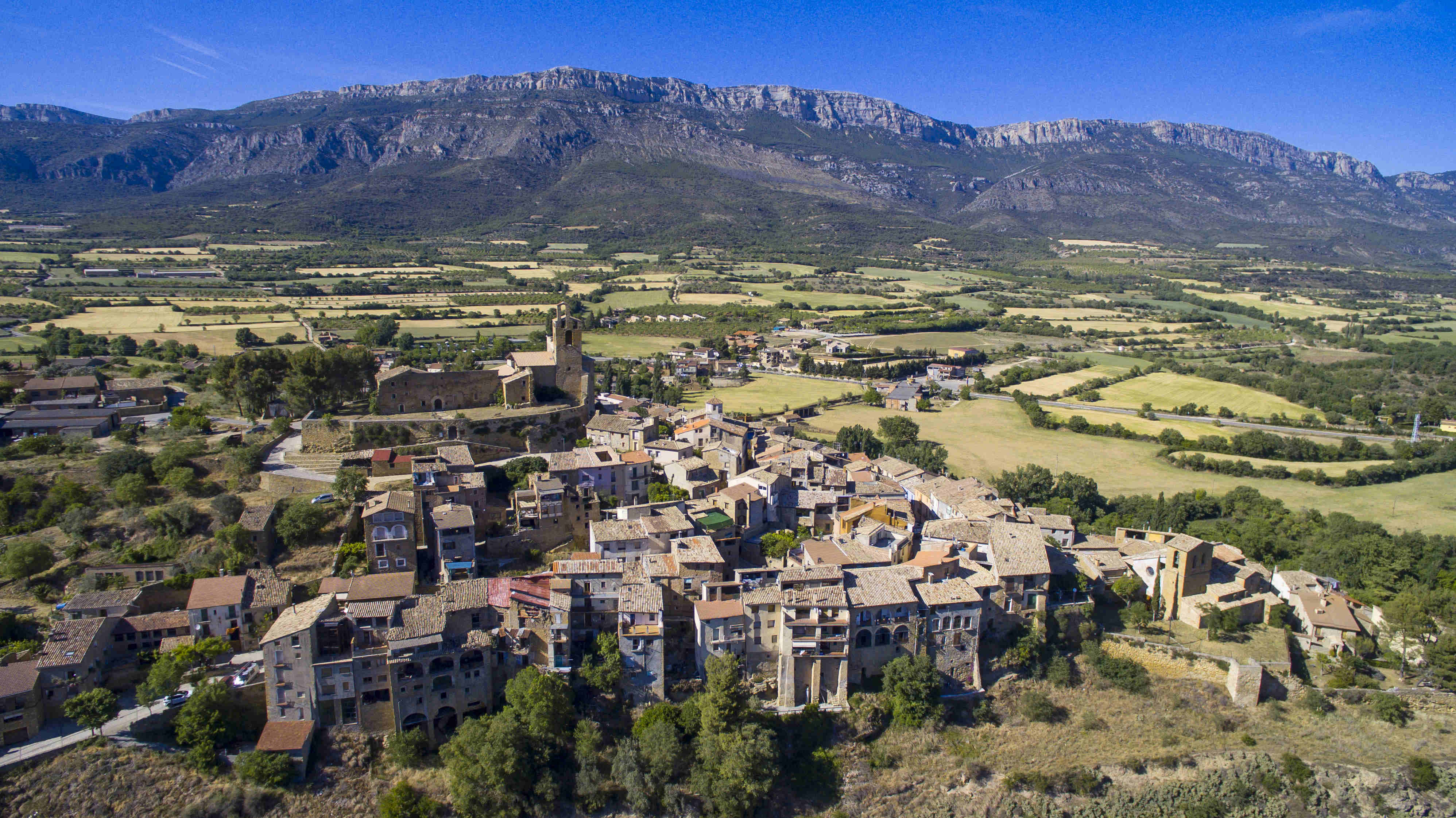 Pueblo de Àger Drone - INSITU - PATRIMONIO Y TURISMO
